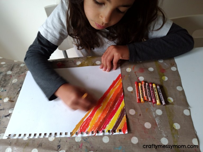 Autumn leaf art and craft activities for kids – Crafty Messy Mom